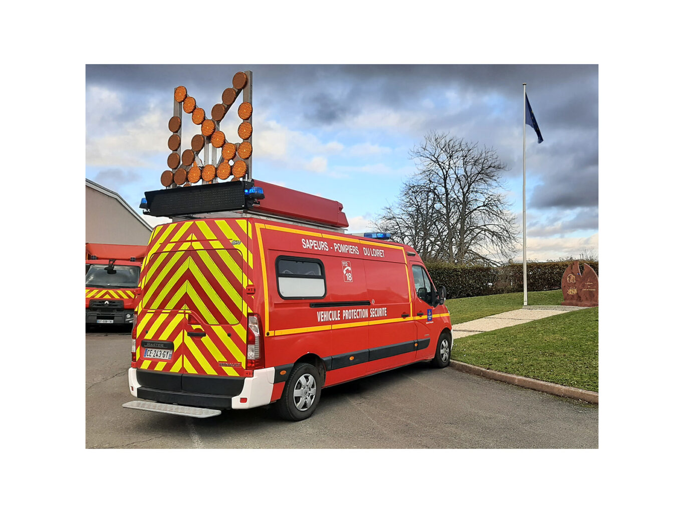 Emergency Light Arrow with 23 lights - ZENO - Global Market