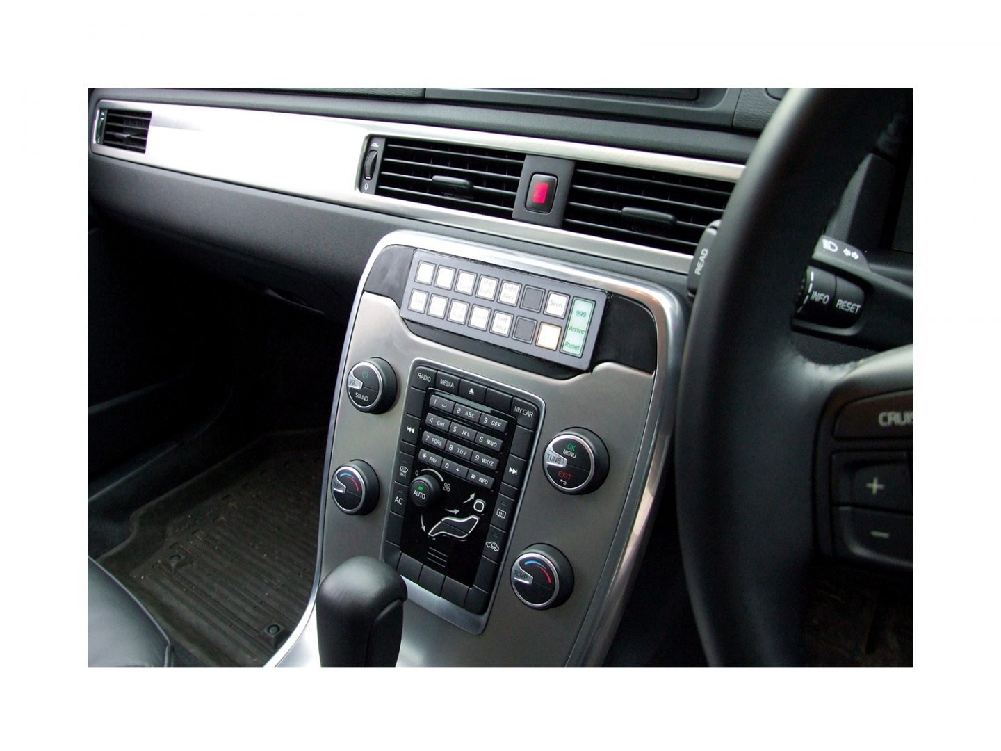 MCS-F16 MaxiPlus Switch Unit - DIN Mount/Flush Fit - United Kingdom